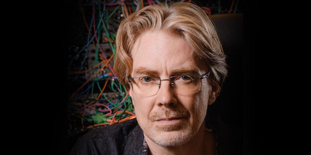 Conocemos al compositor de videojuegos Jesper Kyd, quien encabezará el ...