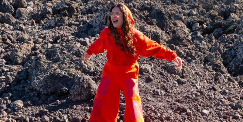 Ruts & La Isla Music lanza el videoclip ‘Miss Lava’, tema que da título ...